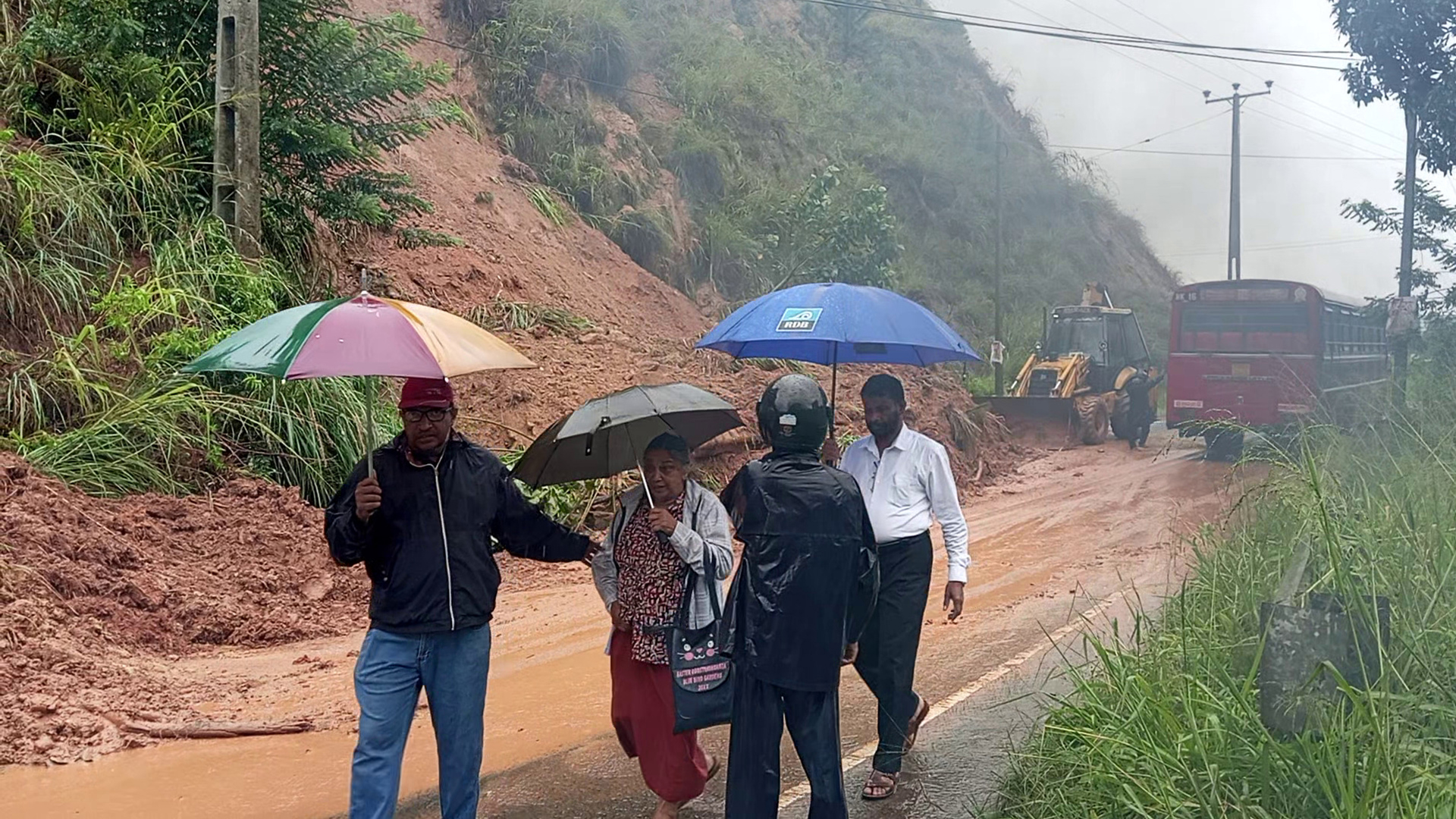 Heavy rains trigger landslides and floods in Sri Lanka, leaving more ...