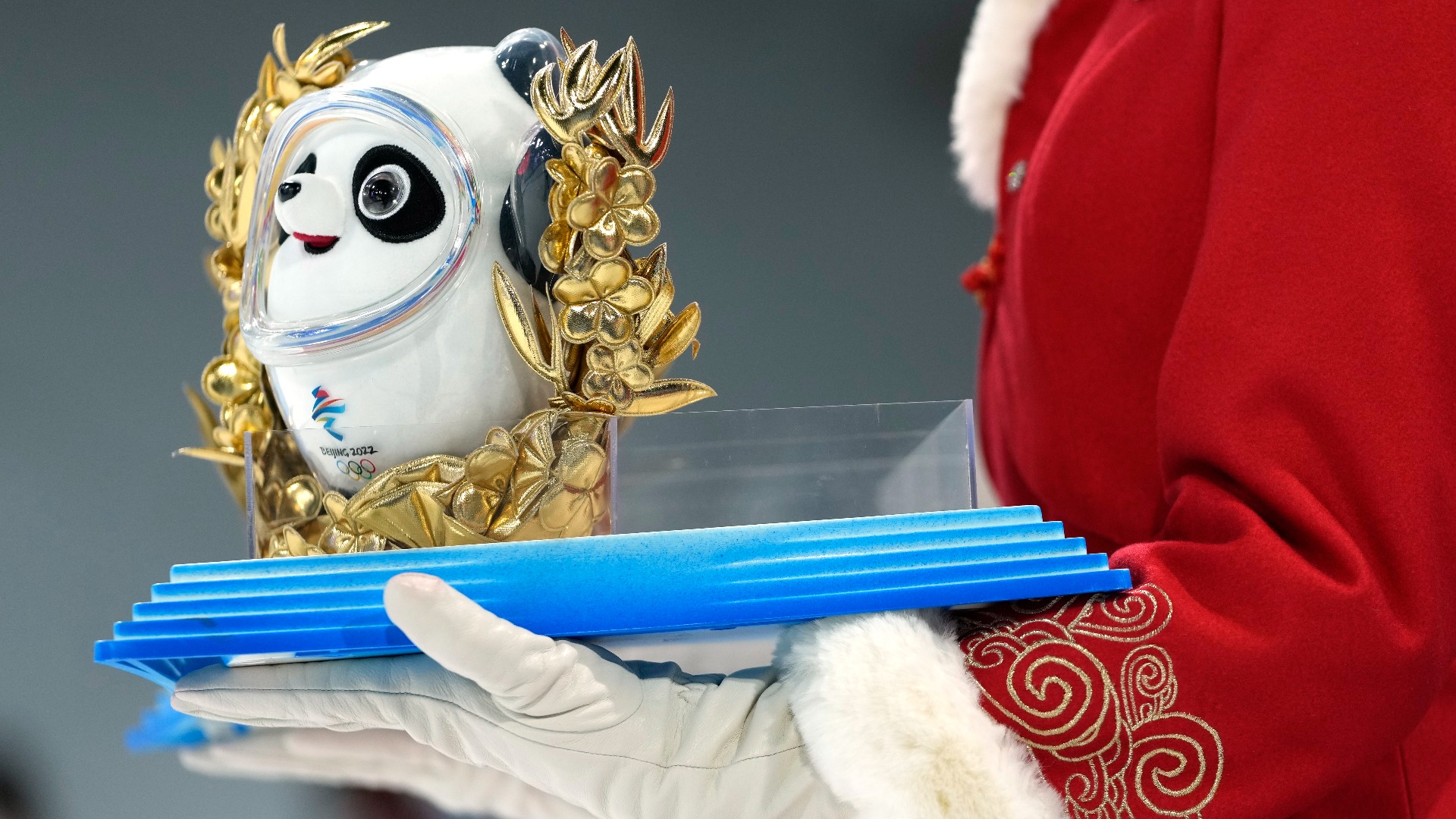 Why are Olympic athletes getting pandas instead of medals? | wkyc.com