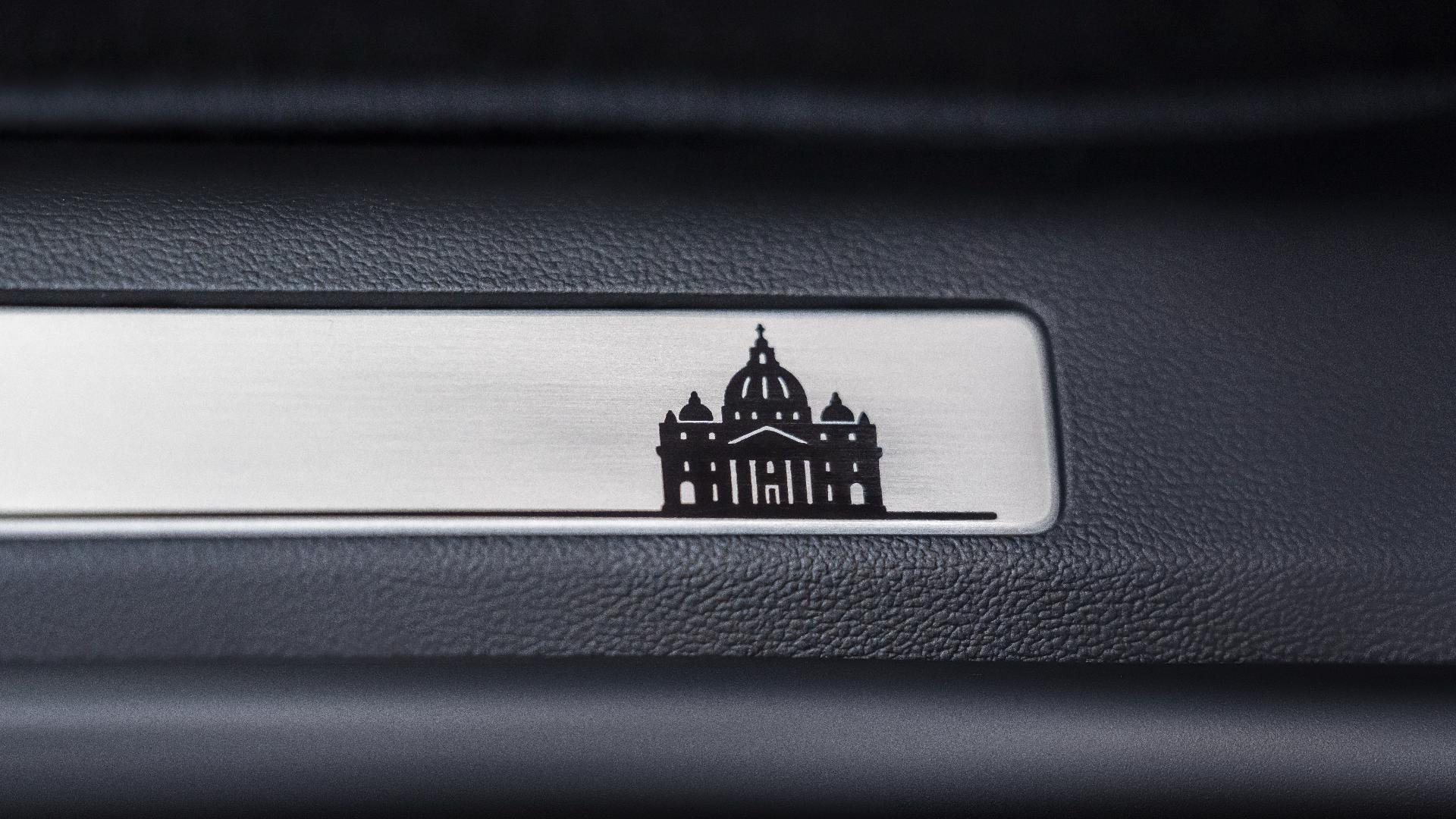 Ford CEO gifts Pope Leo a custom Chicago-made Explorer | wkyc.com