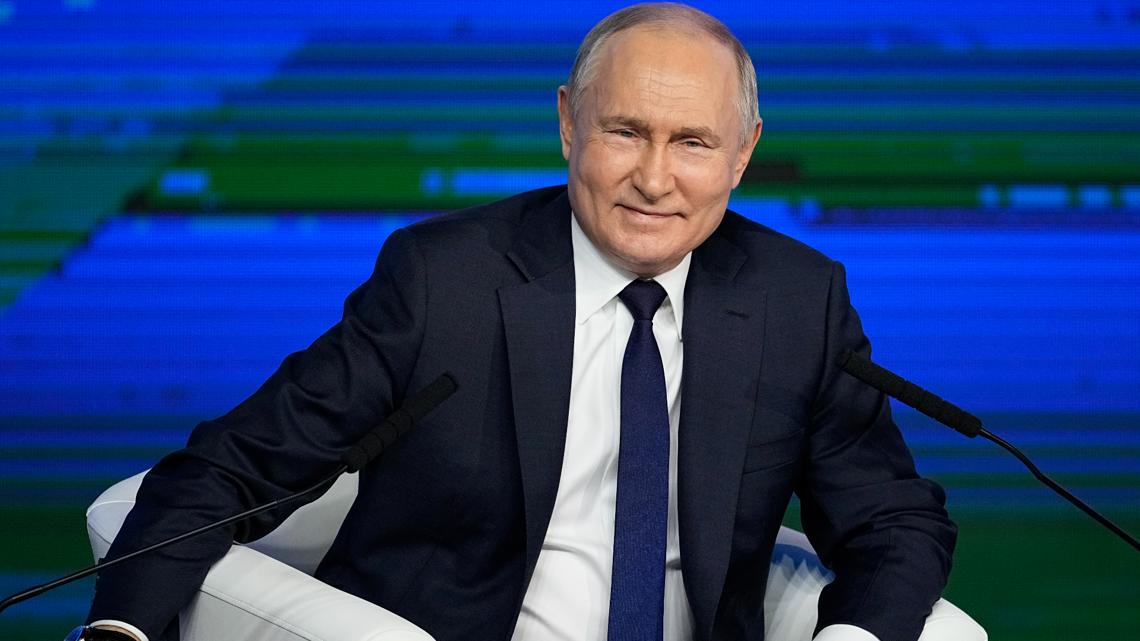 Tucker Carlson interviews Vladimir Putin | wkyc.com