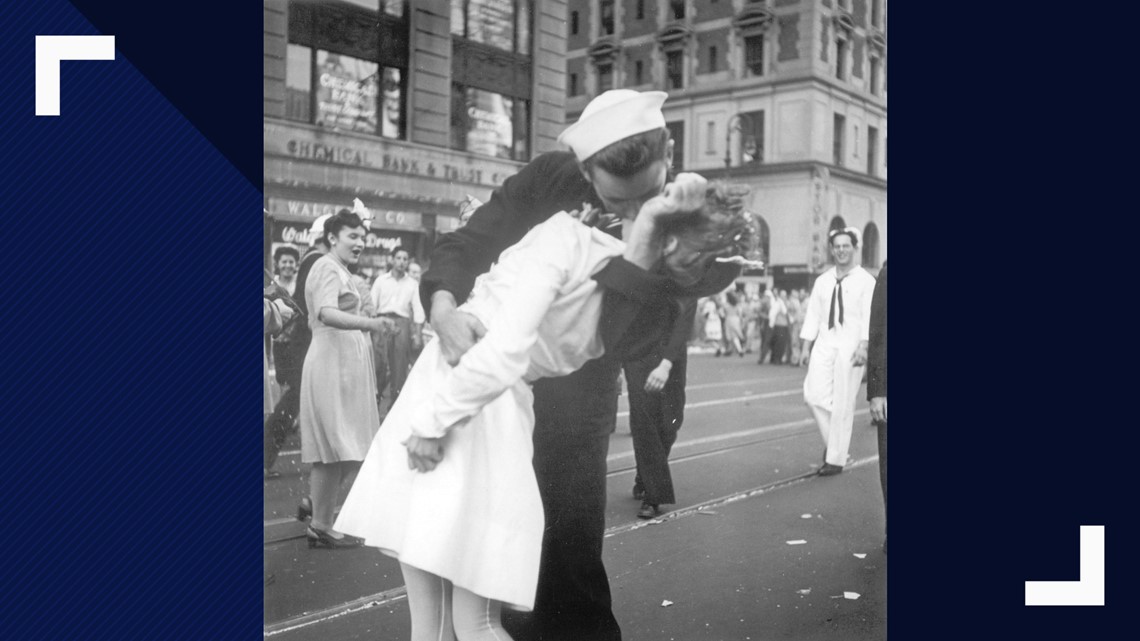 Sailor in iconic V-J Day Times Square kiss photo dies at 95 | wkyc.com