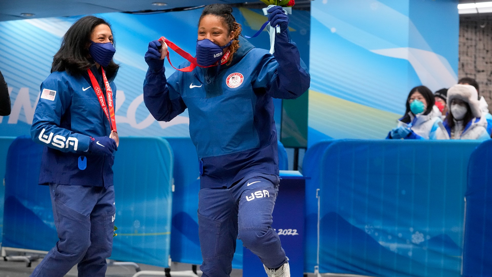 Elana Meyers Taylor wins bronze in bobsled, 5th Olympic medal | wkyc.com
