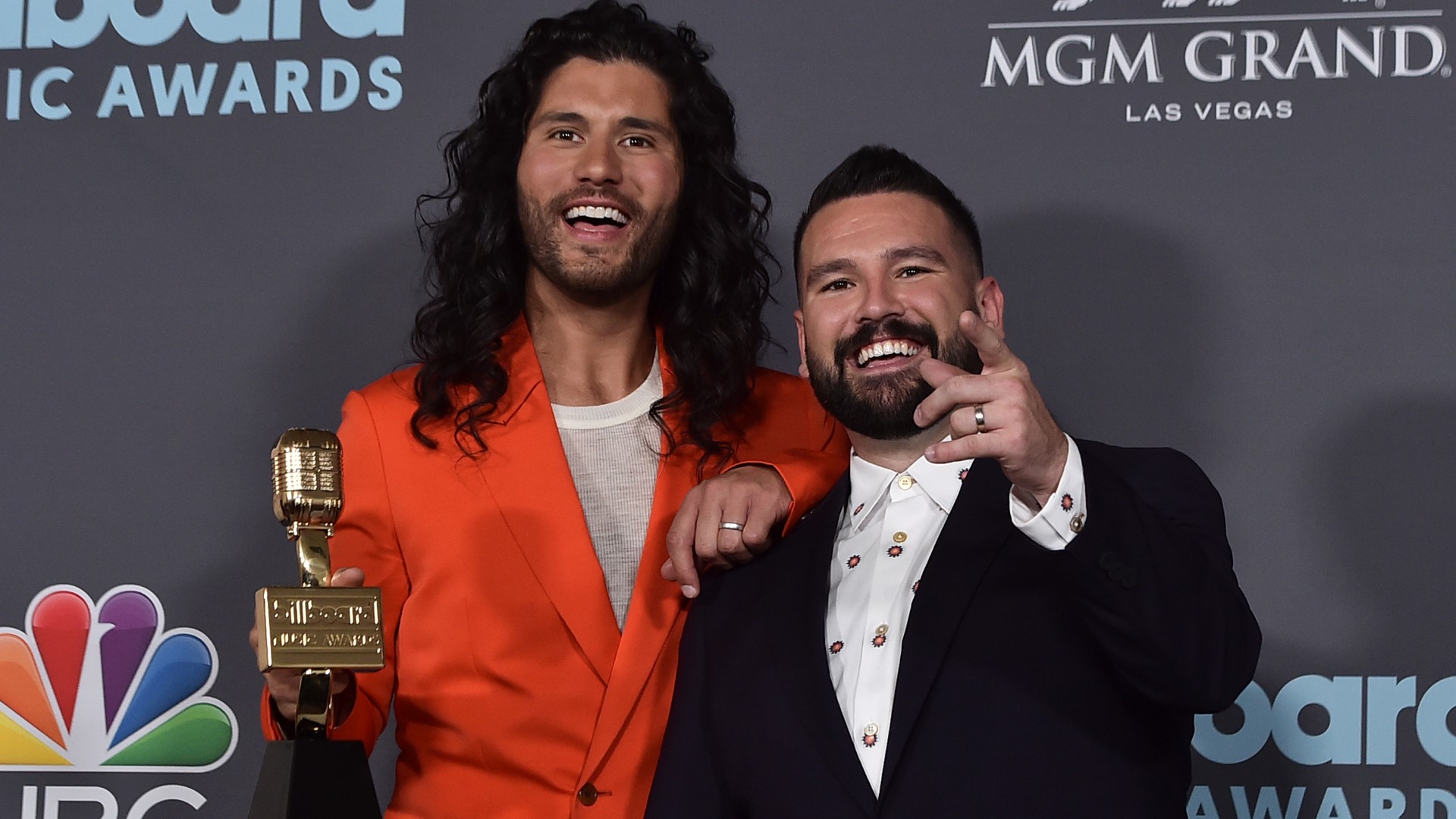 The Voice Double Chair: Dan + Shay to be first coaching duo | wkyc.com