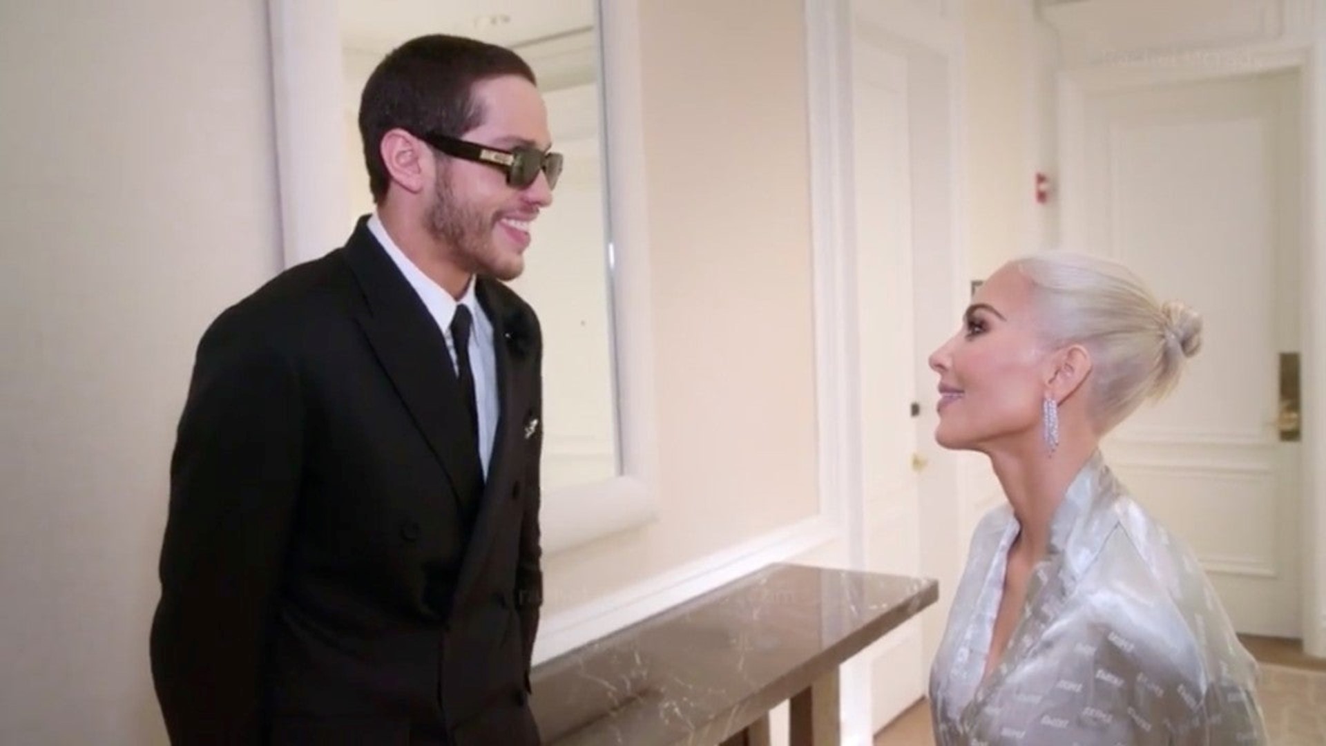 'The Kardashians': Pete Davidson Makes On-Camera Debut, Recalls Kim Kardashian's Initial ...