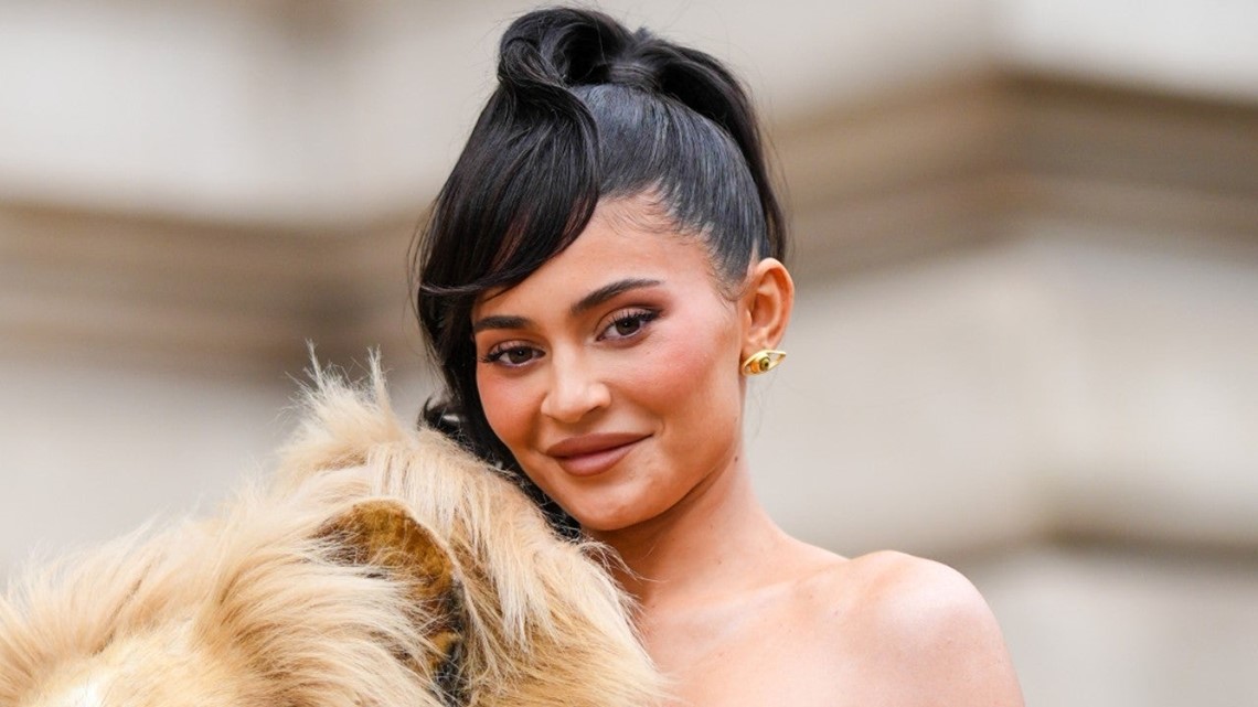 Kylie Jenner Reacts to TikTok Poking Fun at How She and Travis Scott ...