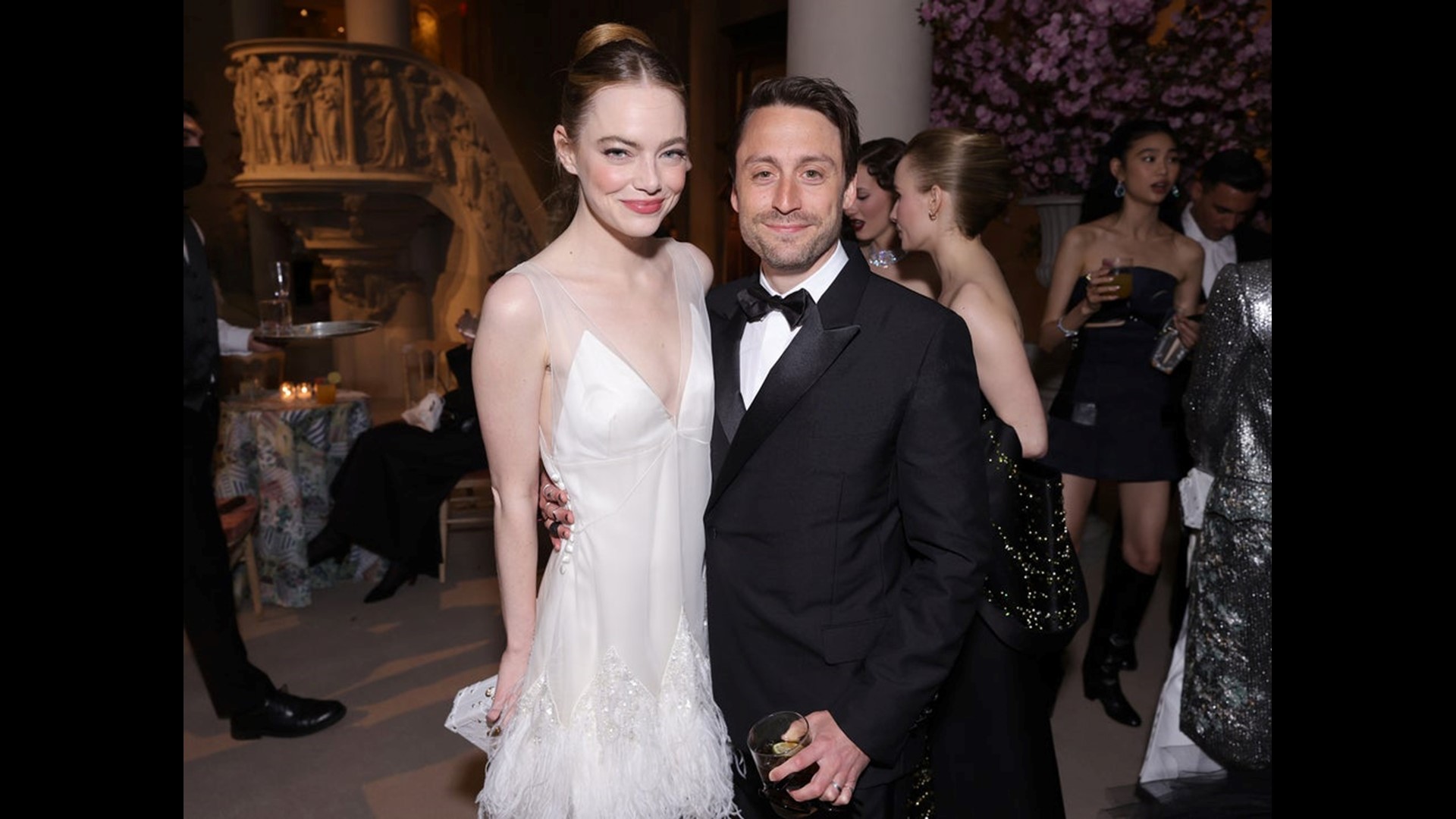 Exes Emma Stone and Kieran Culkin Reunite With a Hug at 2024 Critics ...