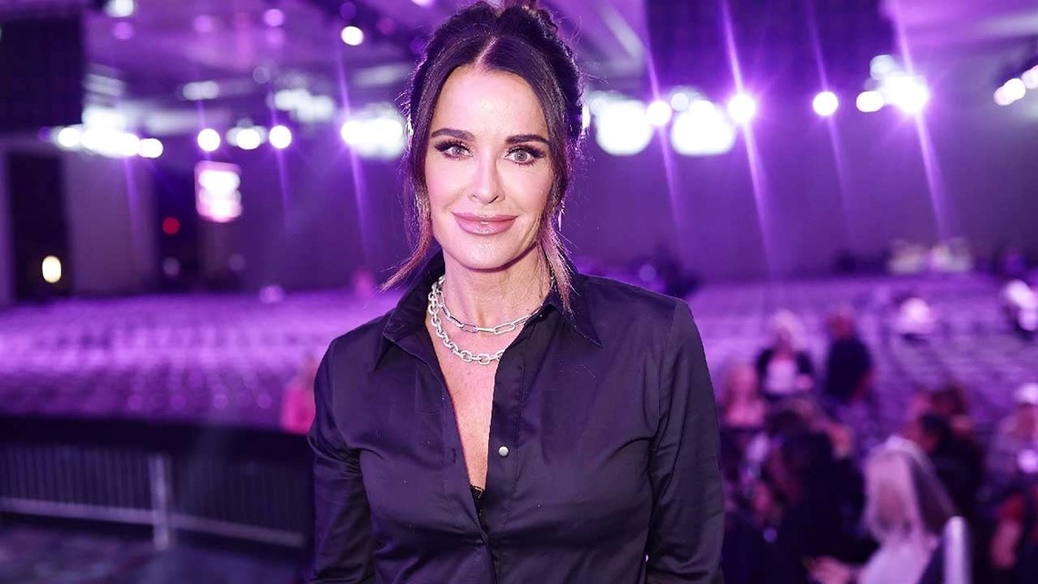 Kyle Richards Celebrates Her 55th Birthday With Getaway With Morgan ...