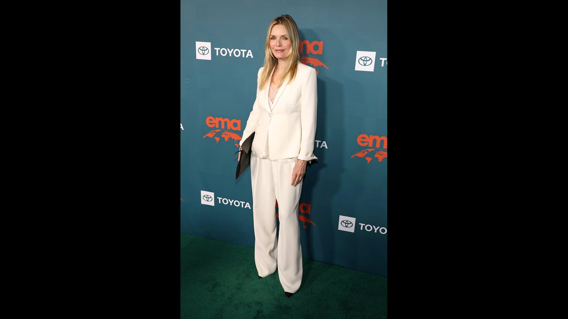 Why Michelle Pfeiffer Missed 'Scarface' Reunion With Al Pacino at 2024 ...