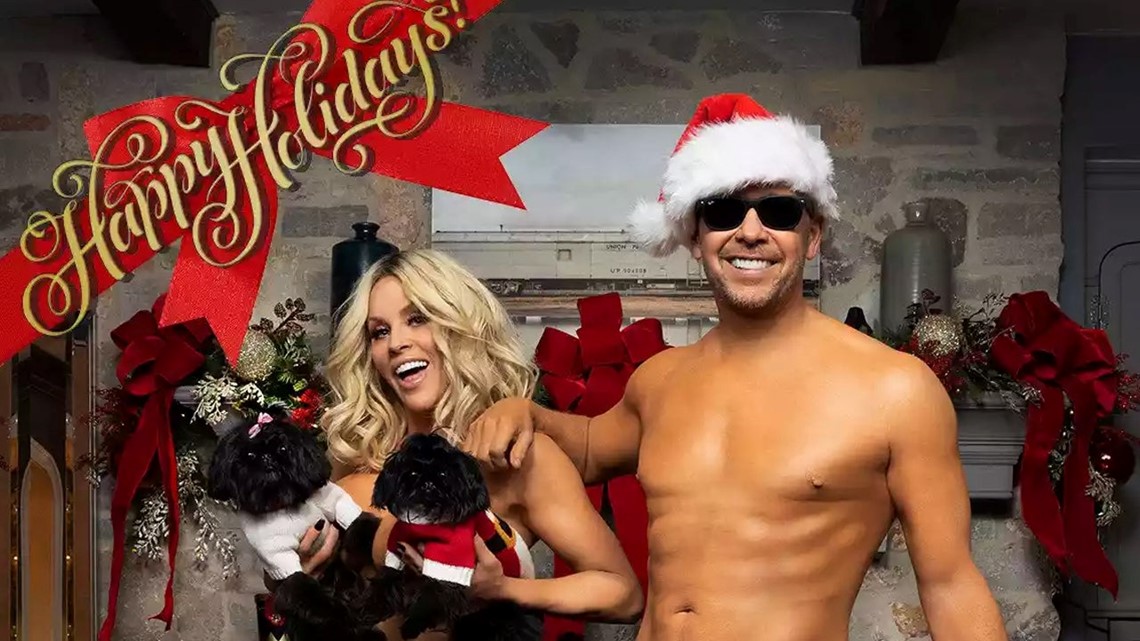 Jenny Mccarthy And Donnie Wahlberg Strip Down For Naked Holiday Themed Ad