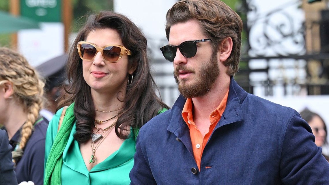 Andrew Garfield's Girlfriend Kate Tomas Opens Up About 'Misogynistic ...