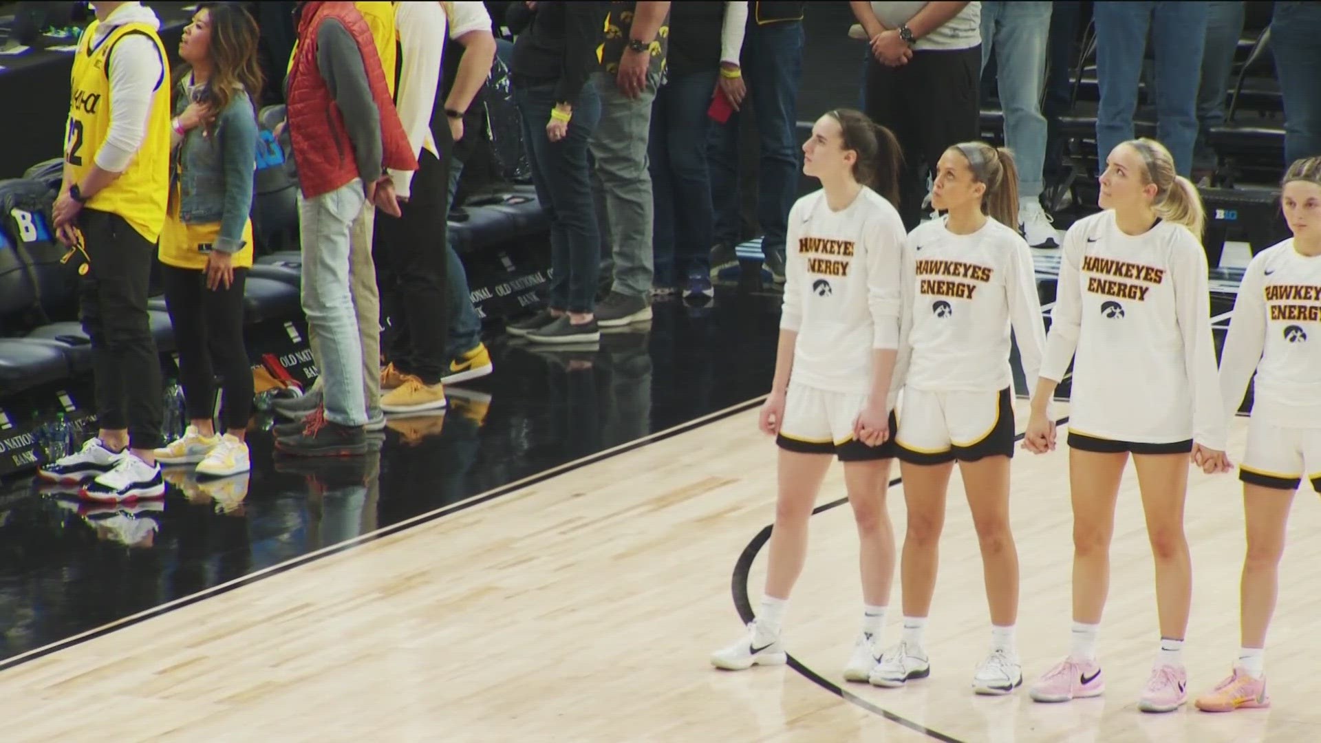 Caitlin Clark sets NCAA record for 3s in a season | wkyc.com