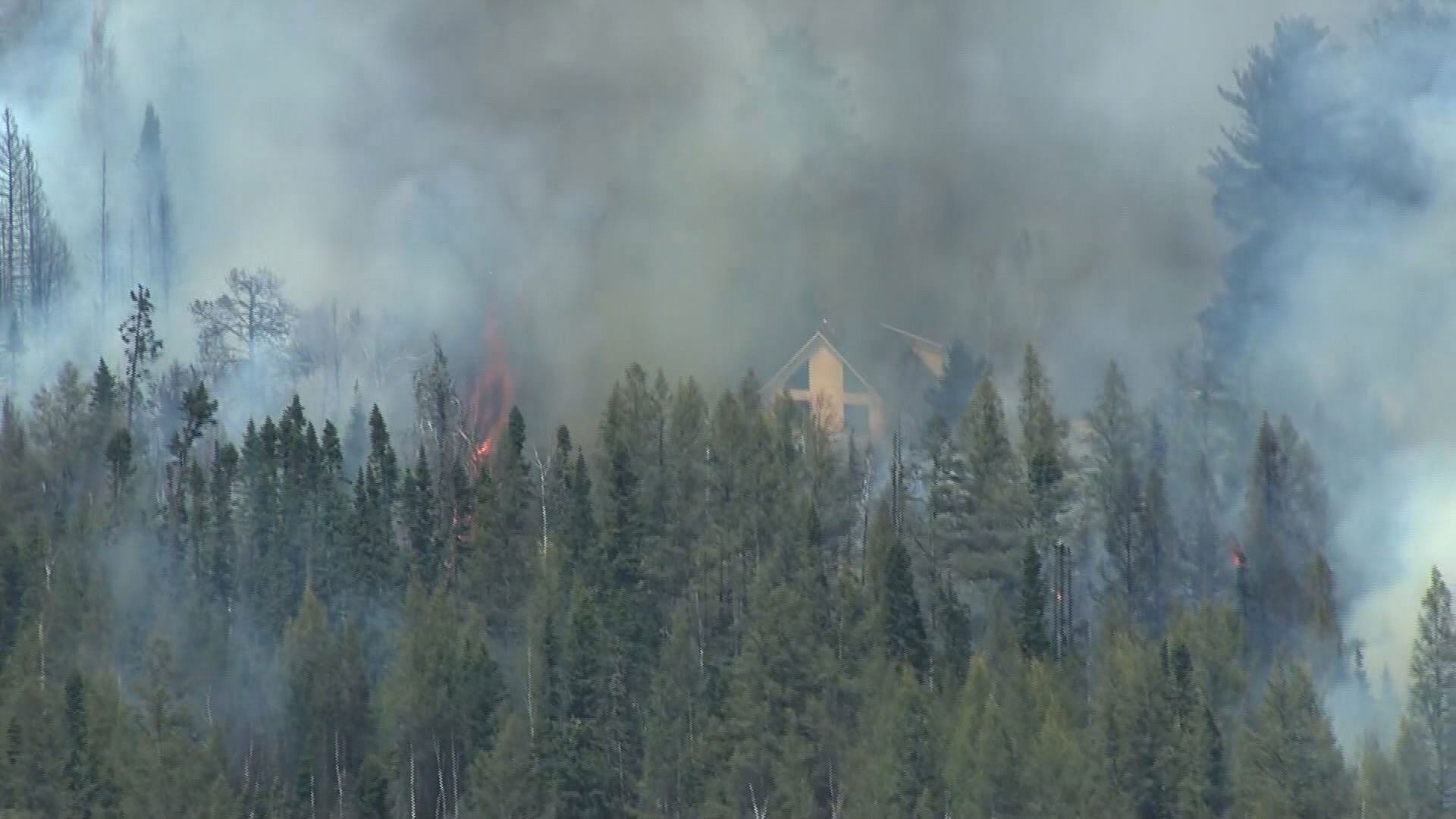 Wildfires cause residents to evacuate in northern Minnesota | wkyc.com