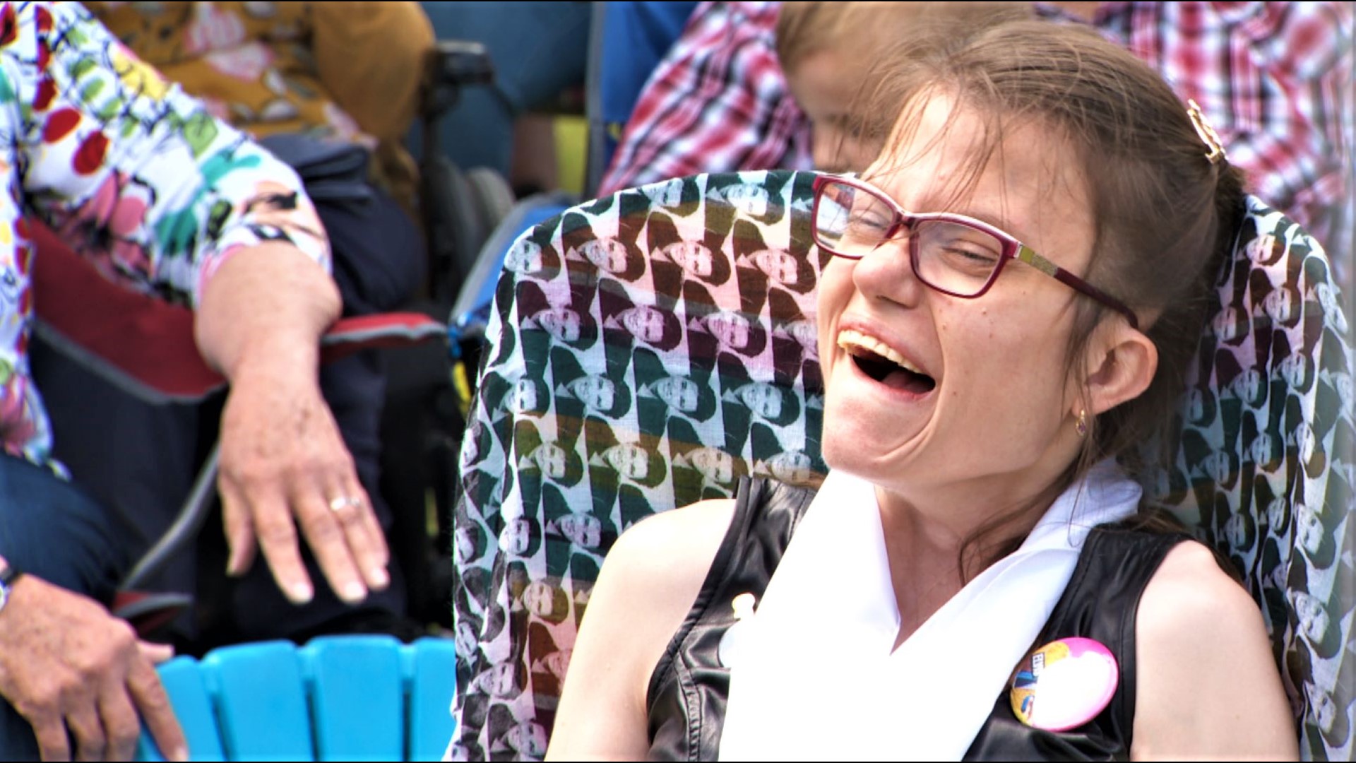 Obsessed with Elvis, woman with rare condition gifted concert | wkyc.com