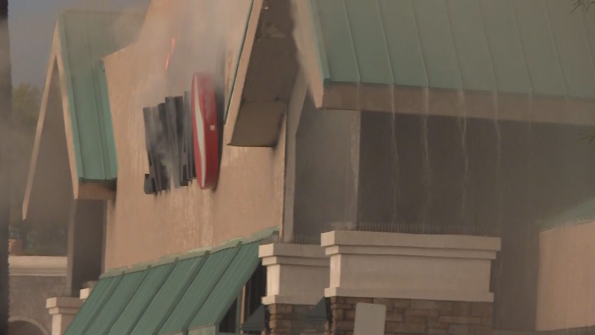 PHOTOS: Massive fire at Safeway in Phoenix at 35th Avenue and Northern ...