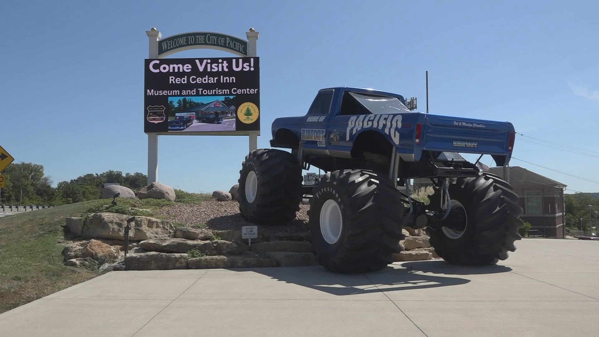 Motorcyclist dies in Franklin County crash | wkyc.com