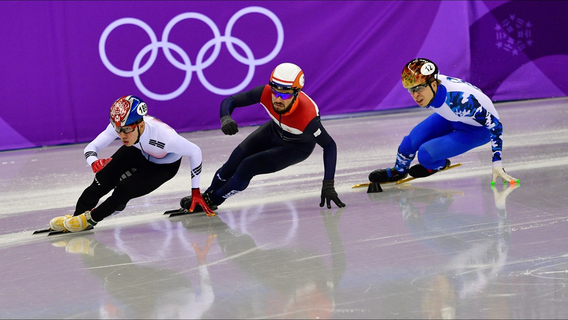 Olympics Feb 10: USA wins first gold medal, advances in team figure ...