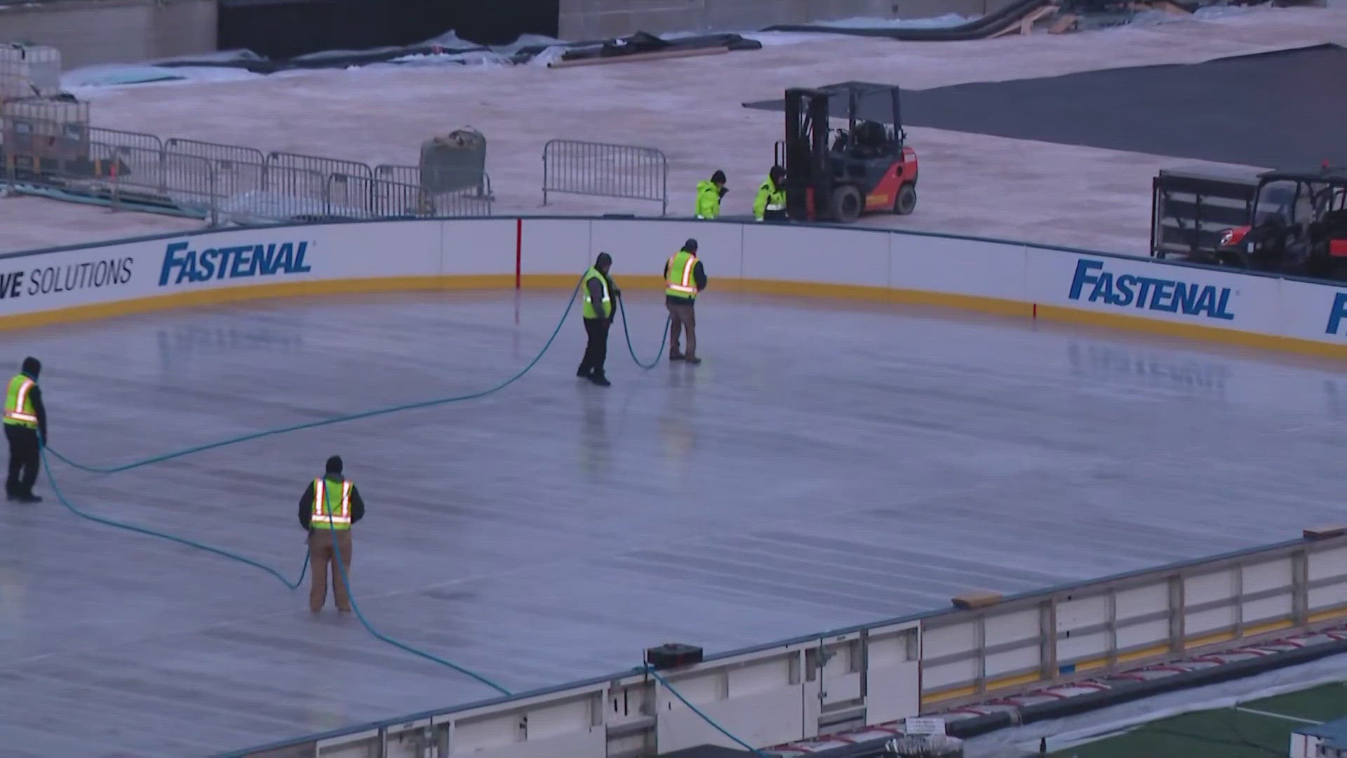 Ice rink getting prepared for NHL Stadium Series | wkyc.com