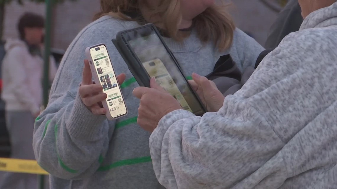 OHSAA lowers at-gate ticket prices for high school playoffs | wkyc.com