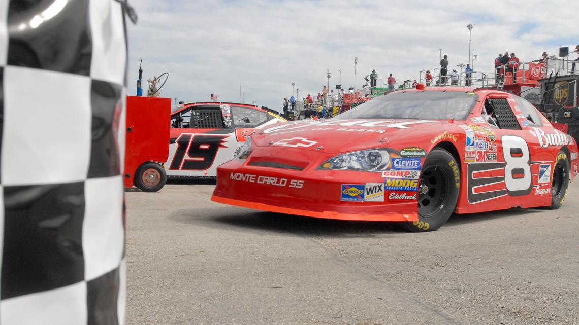 Dale Earnhardt Jr. resolves trademark dispute with Lamar Jackson | wkyc.com