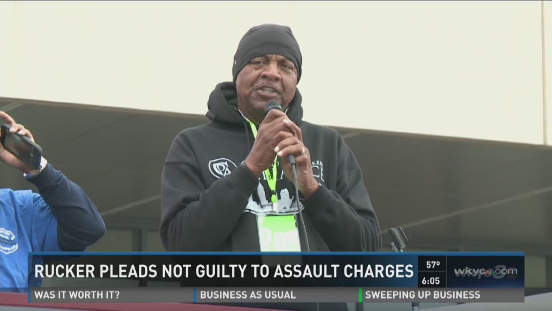 Did Reggie Rucker assault a golfer? | wkyc.com