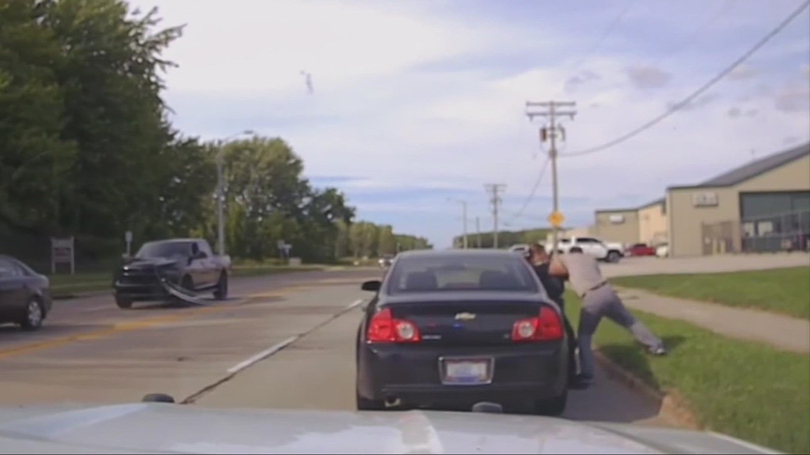 4 Good Samaritans stop to help Willoughby officer | wkyc.com