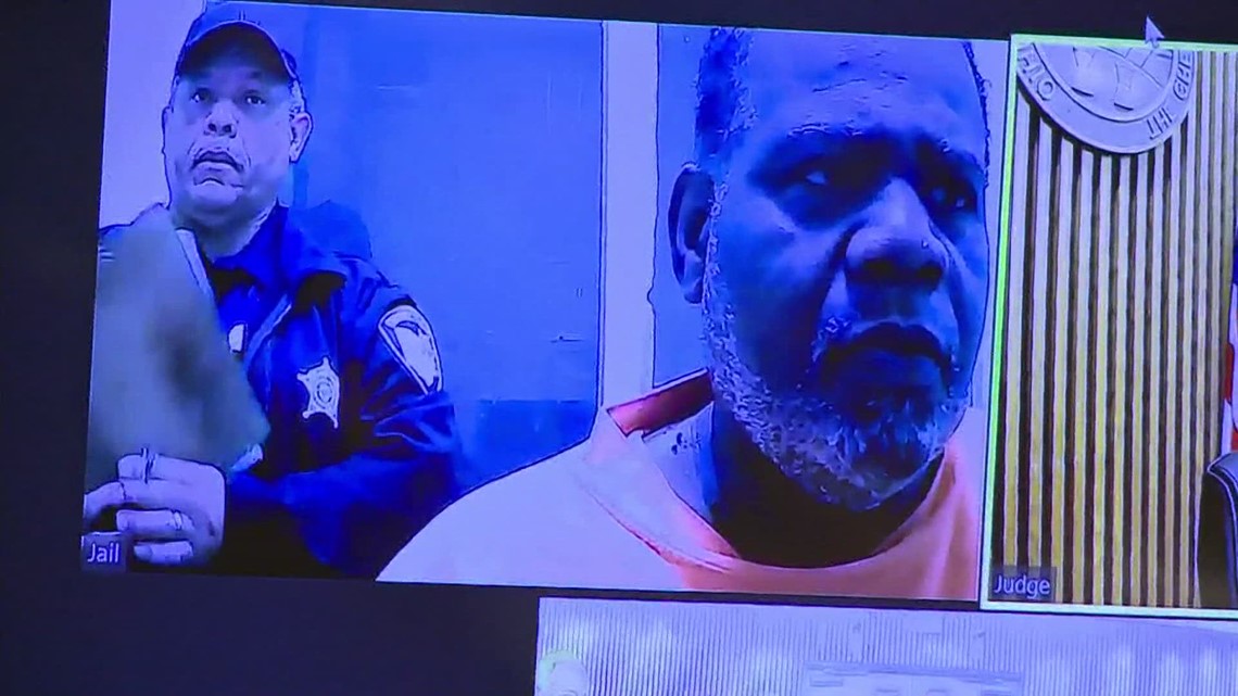 Michael Stennett appears in Cleveland court as stalking complaint ...