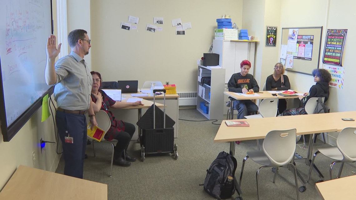 CMSD, teachers union talk tentative contract agreement | wkyc.com