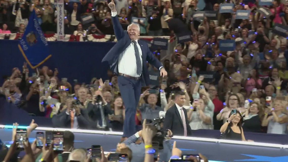 Tim Walz, Bill Clinton headline Day 3 of the Democratic National ...