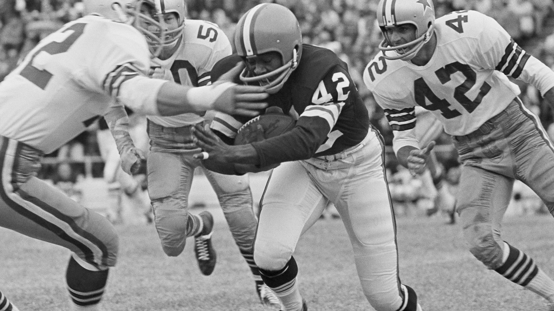 Cleveland Browns uniforms through the years | wkyc.com