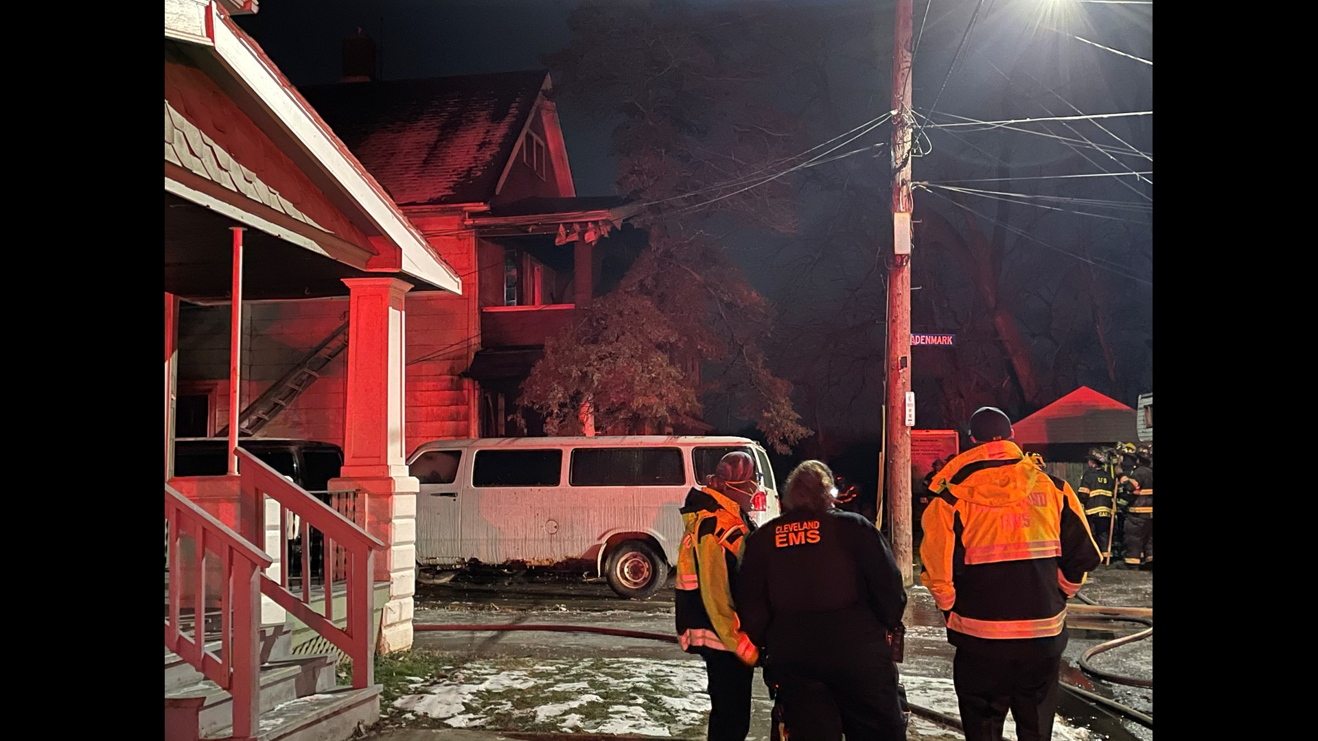Ohio Highway Patrol officers evacuate residents in Cleveland fire ...