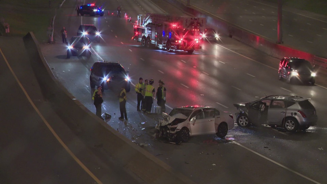 Cleveland crash: 2 in critical condition after wreck on I-71 South ...