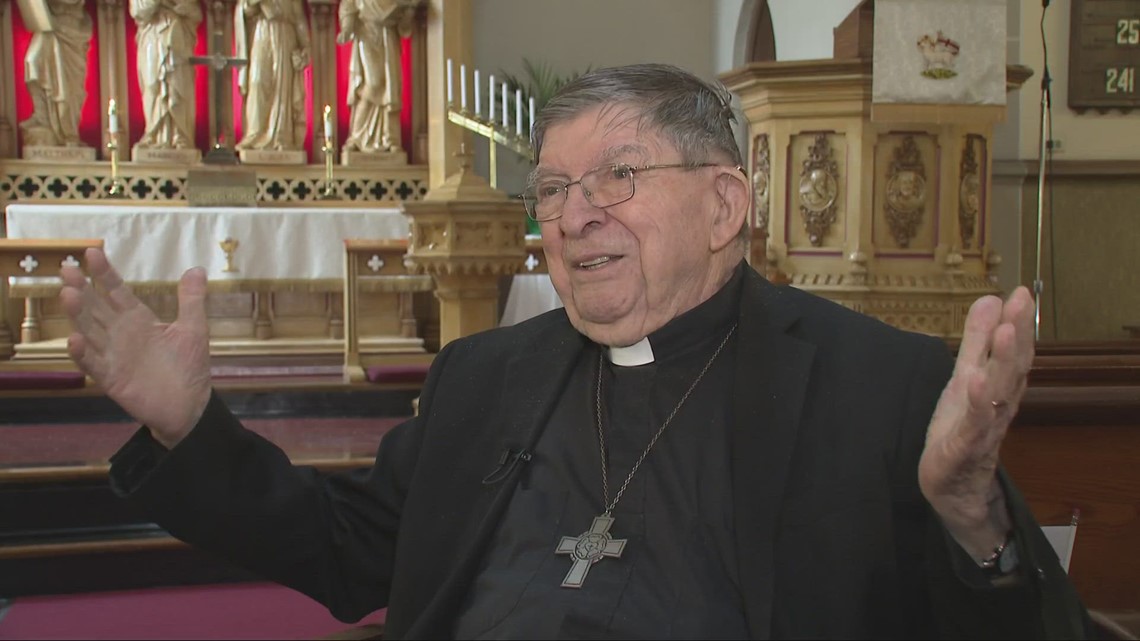 Tremont pastor looks back on rescue of Amanda Berry, Gina DeJesus, and ...