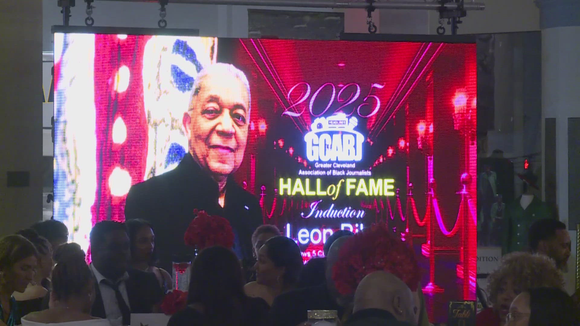 Leon Bibb of WKYC inducted into Cleveland Association of Black ...