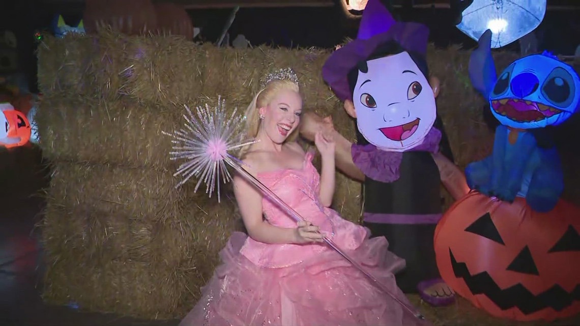 When is Boo at the Zoo at the Cleveland Zoo for Halloween 2025? | wkyc.com