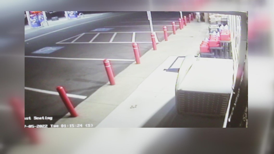 Man breaks into North Olmsted GetGo while wearing plastic bag | wkyc.com