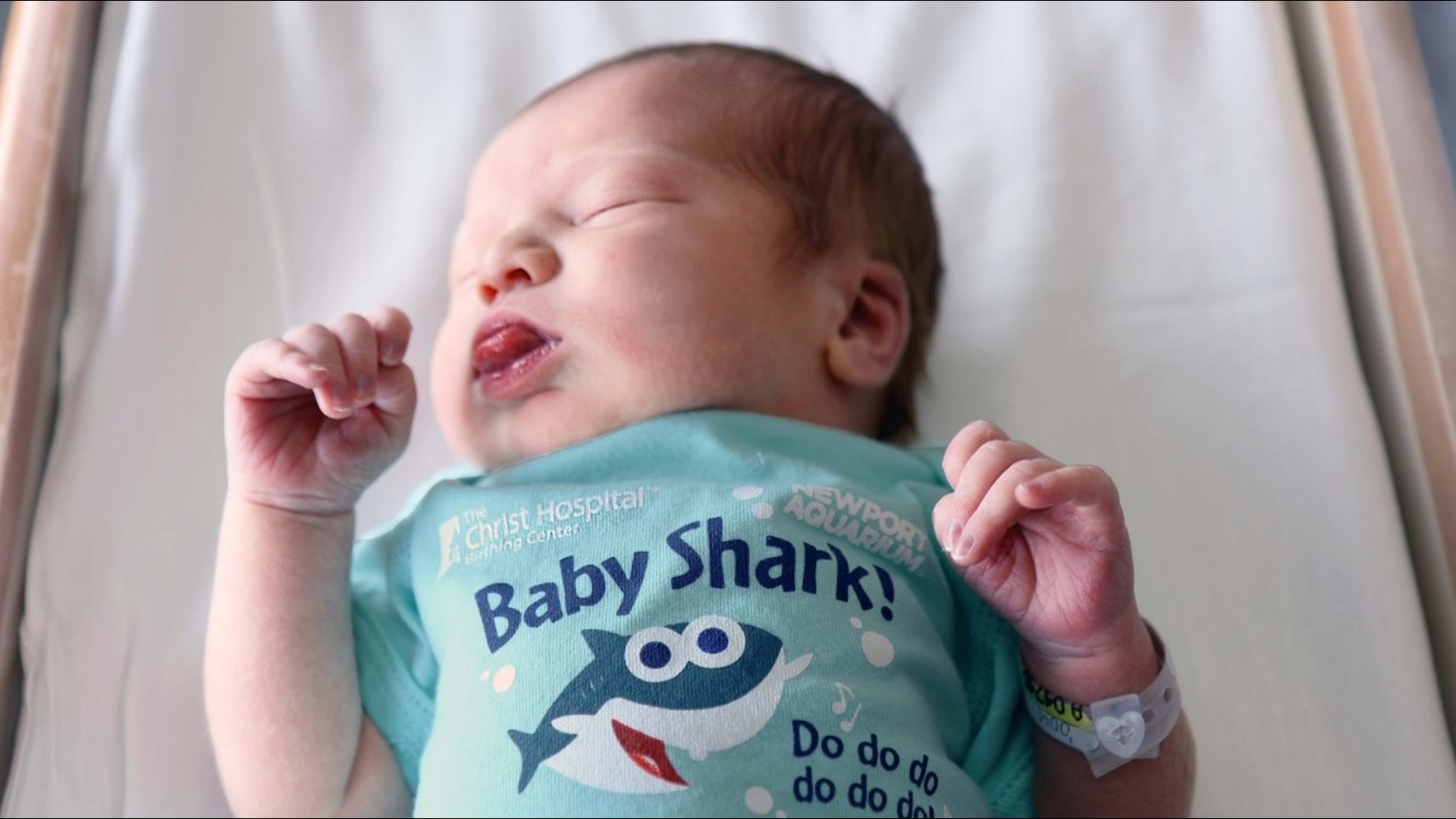 'Baby Shark' week! Ohio hospital giving Baby Shark onesies to newborns ...