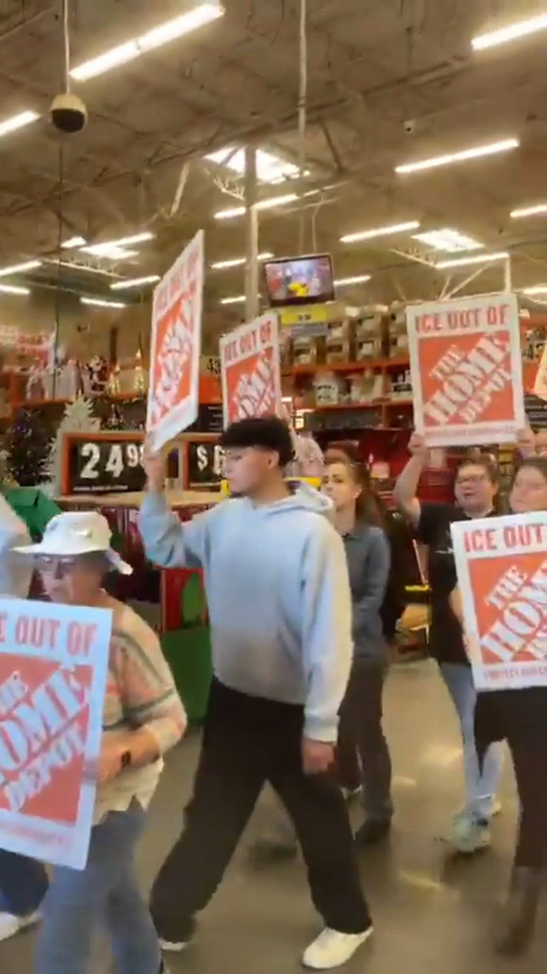 ICE protest at Home Depot in Charlotte, North Carolina | wkyc.com