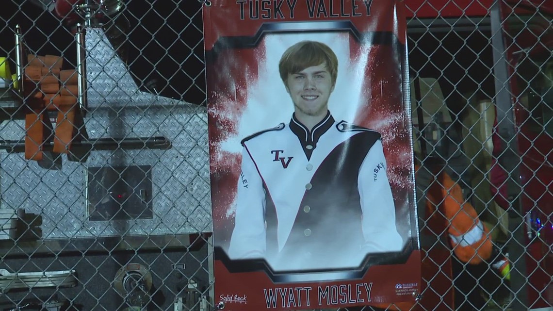 Students remembered after deadly Ohio bus crash | wkyc.com