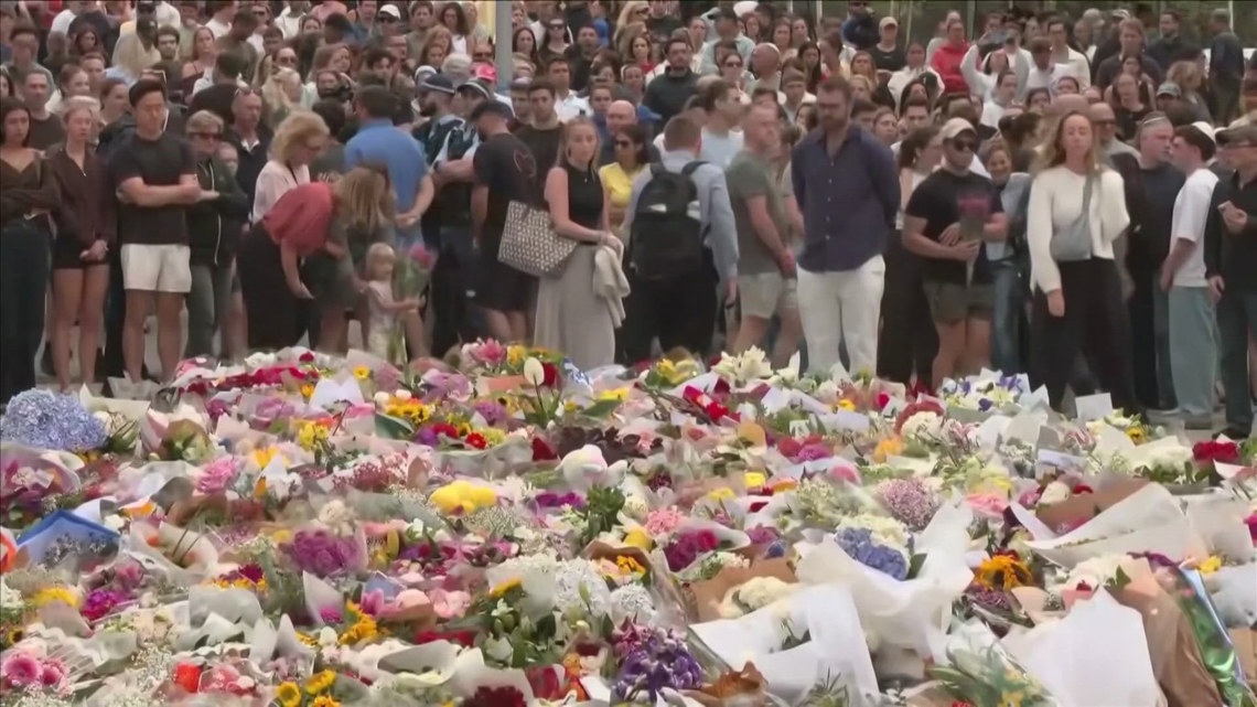 'I'm sad and I'm angry': Cleveland's Jewish community responds to Bondi ...