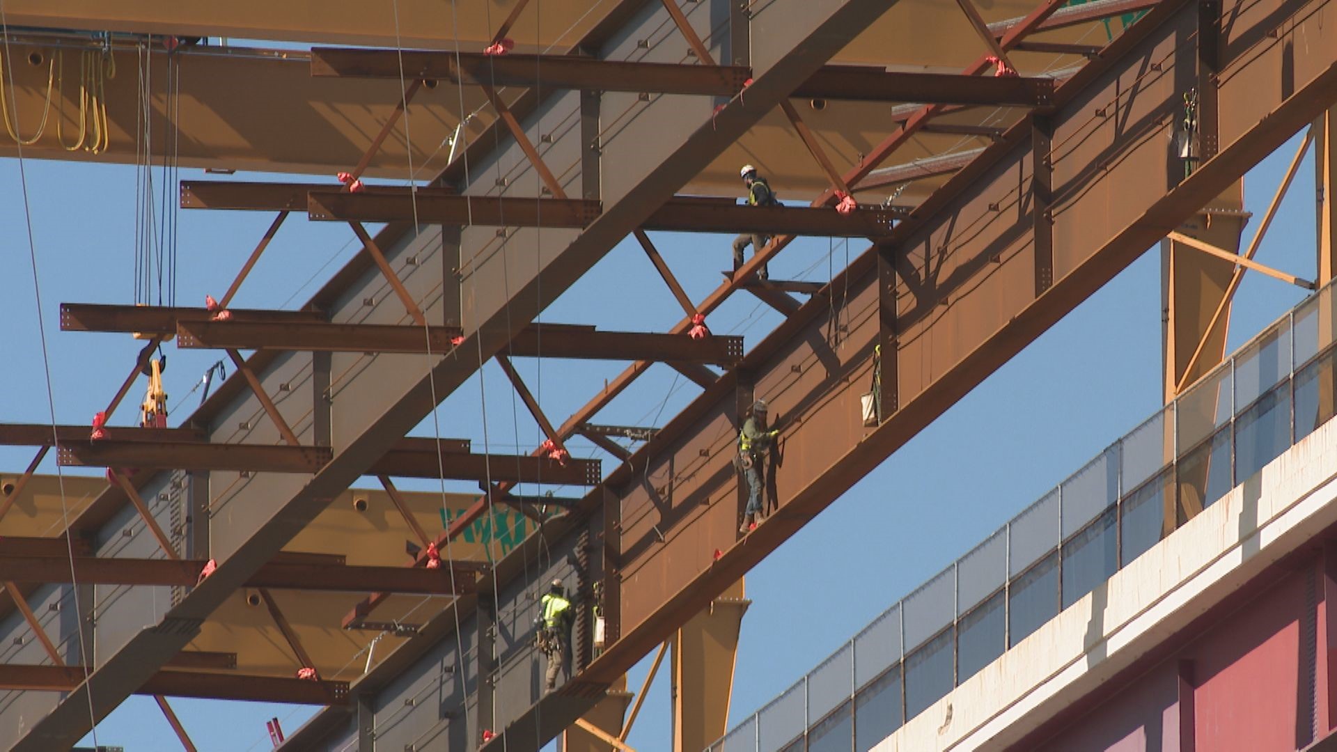 I-480 Valley View Bridge construction is under way | wkyc.com