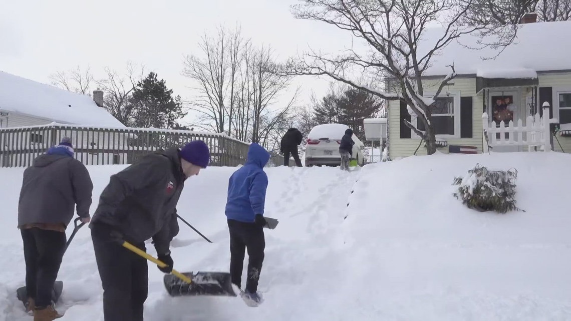 Battling the hype: Why meteorologists have to fight back against social ...