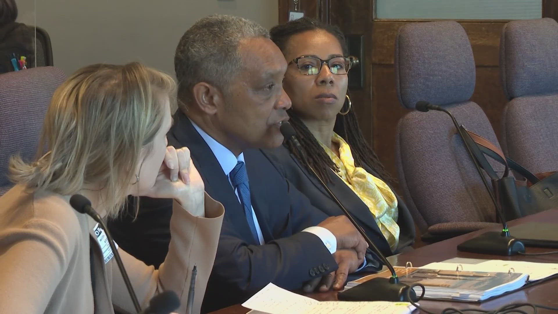 Cleveland councilman calls for city's federal police monitor to resign ...
