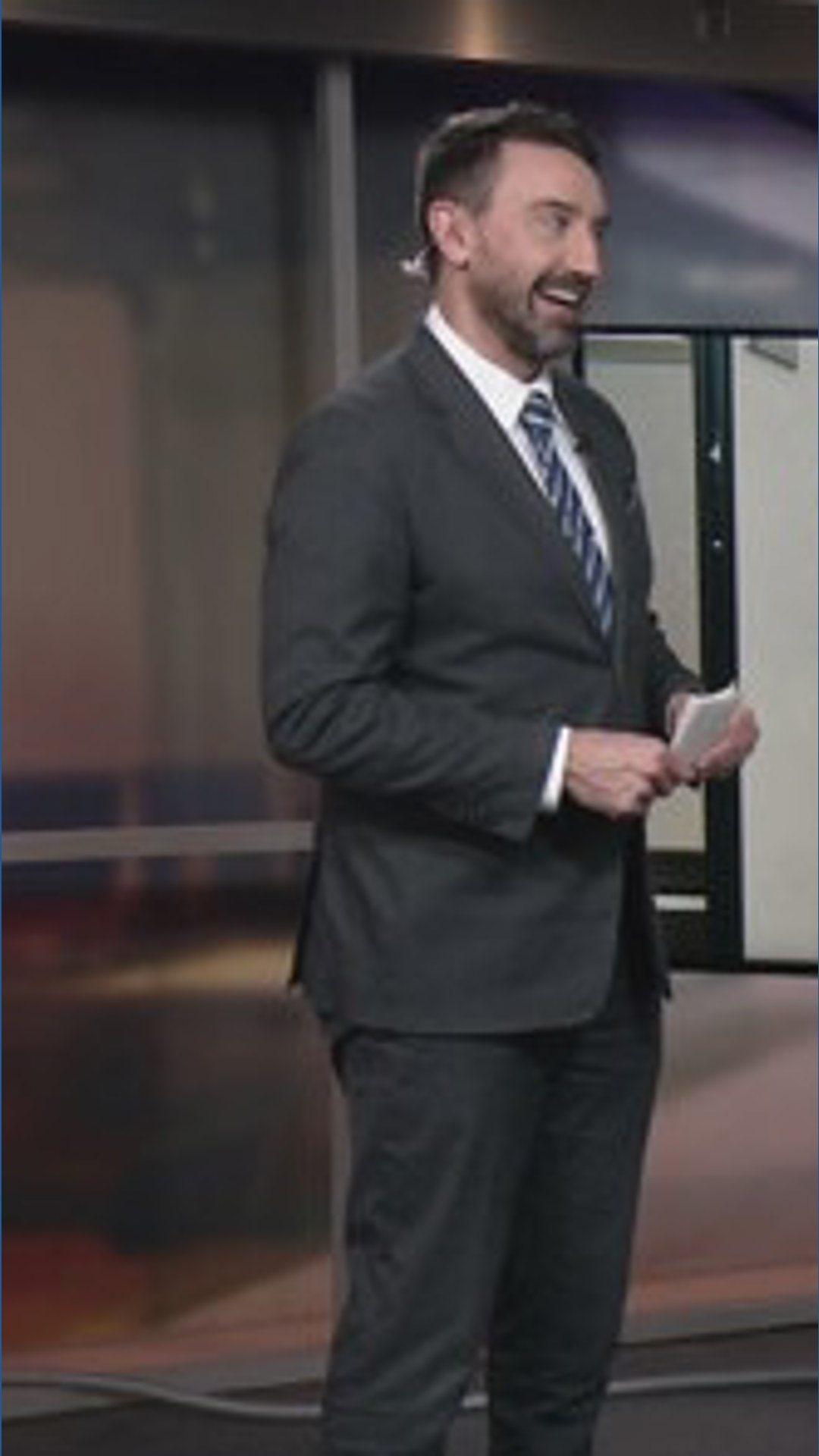 Dad jokes with 3News’ Matt Wintz and Dave Chudowsky: Putting my hand ...