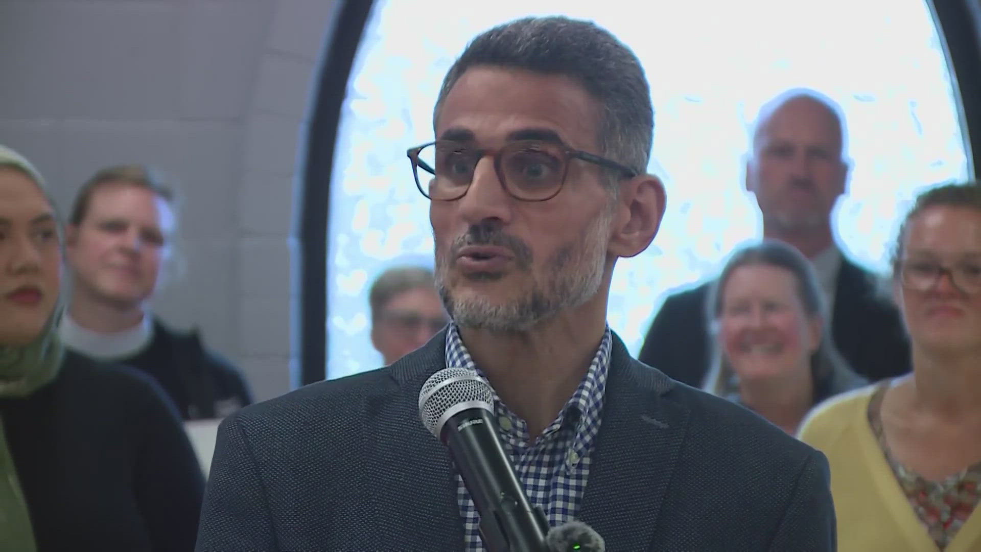 Egyptian immigrant, Cincinnati chaplain Ayman Soliman released from detention | wkyc.com