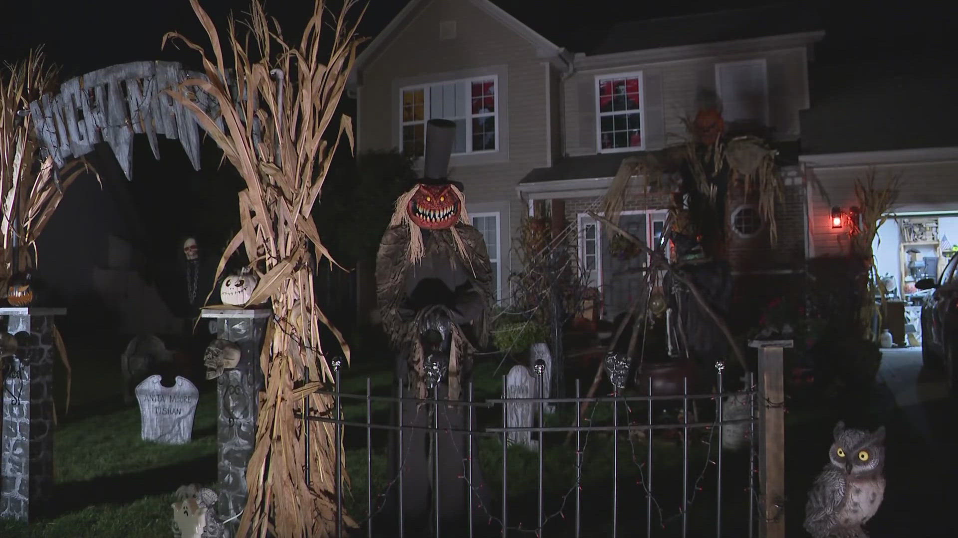 Creepy Halloween display takes over home on Crowallis Court in Medina ...