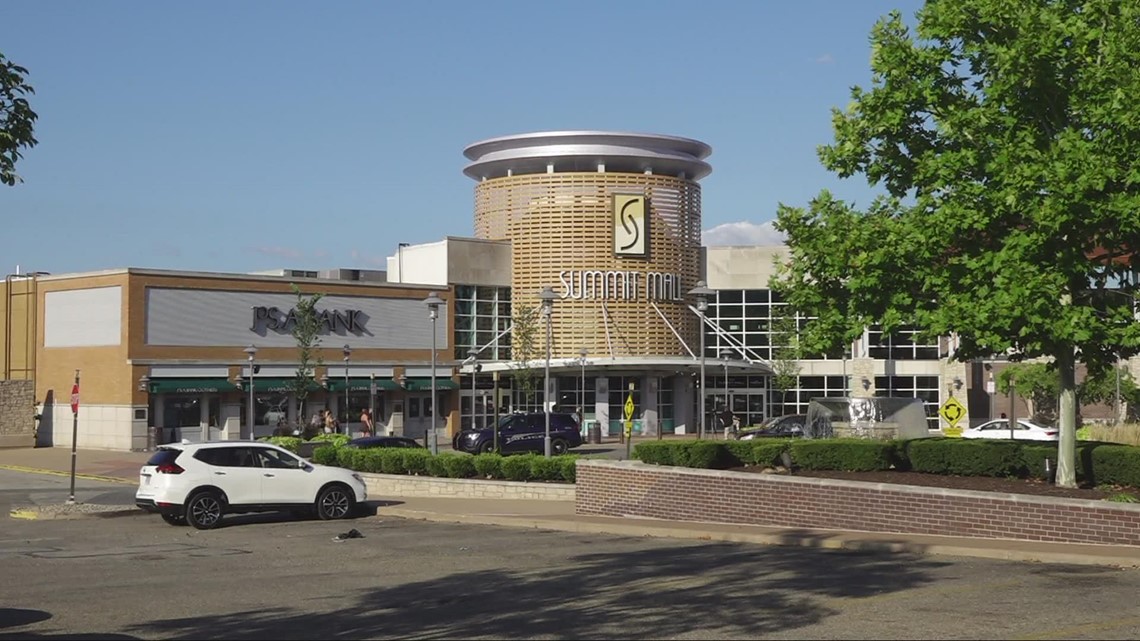 Suspect arrested after allegedly pulling gun at Summit Mall | wkyc.com