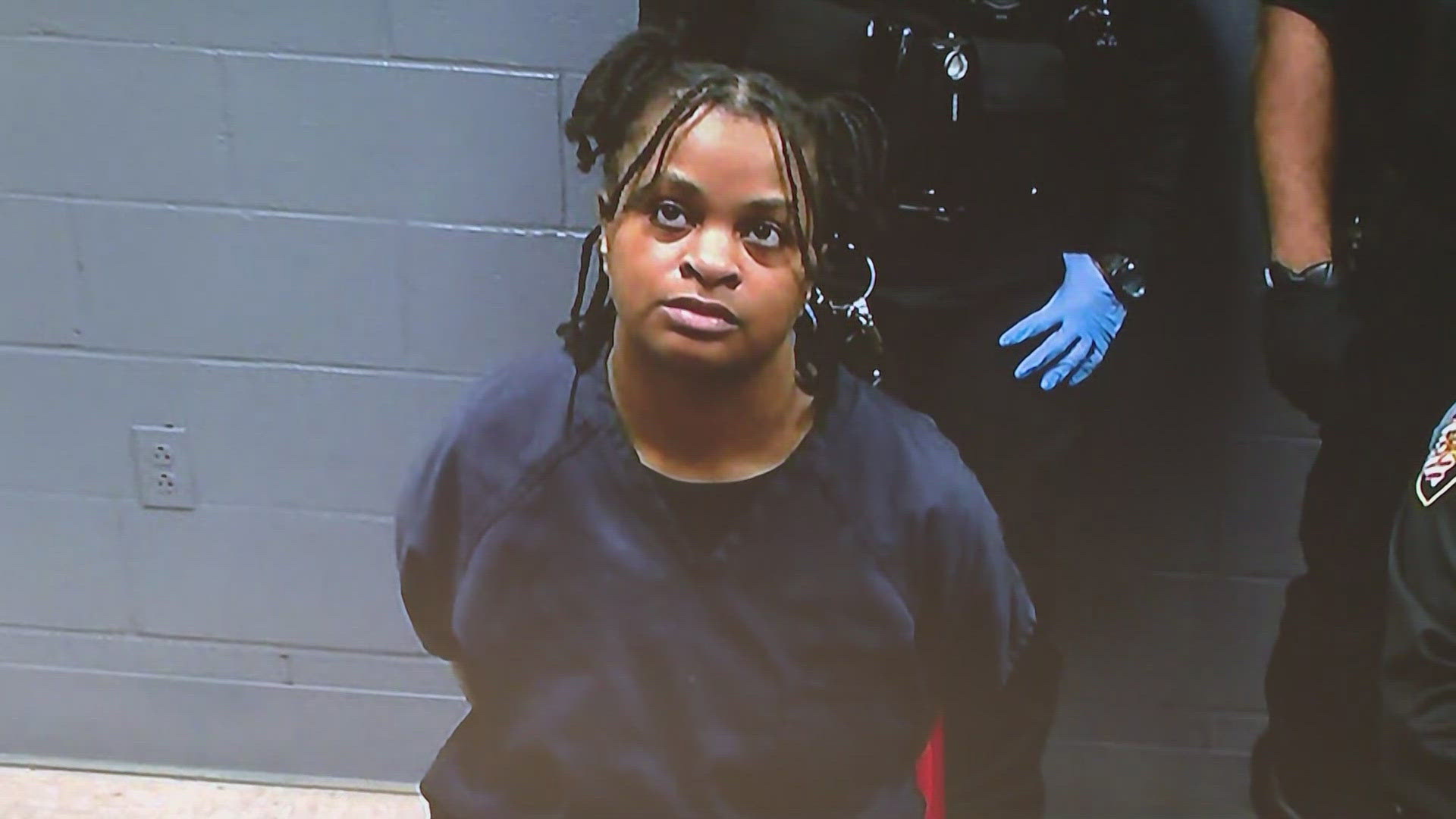Cleveland murder suspect Aliyah Henderson pleads not guilty after 2 ...