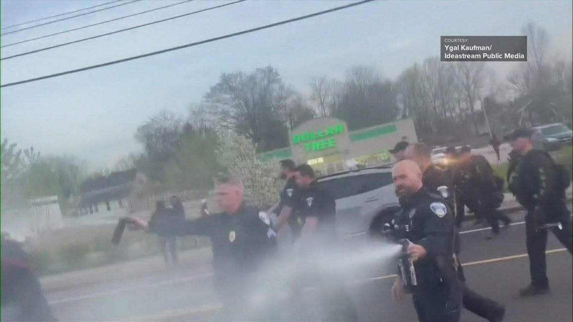 Akron agrees to settlement of lawsuit accusing police of misconduct ...