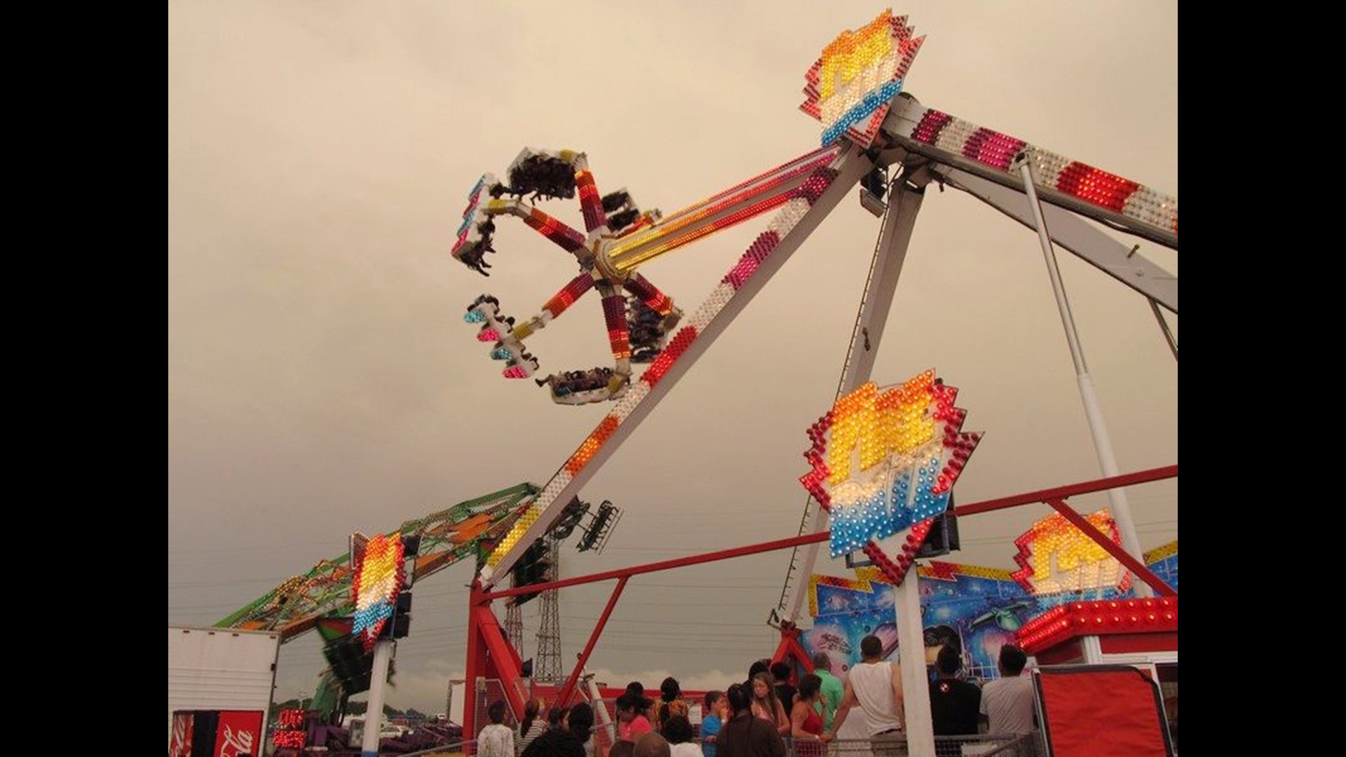What do we know about 'Fire Ball' ride that malfunctioned at Ohio State ...