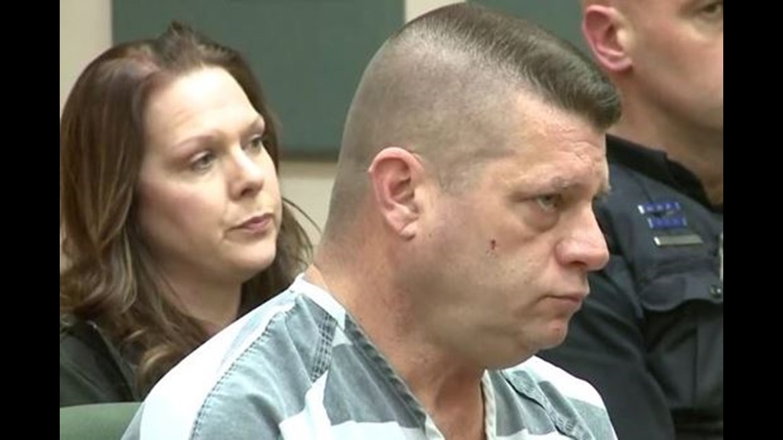 Accused Cleveland police officer commits suicide after standoff with ...